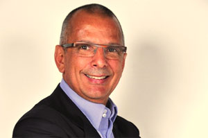 Claudio Santos vira diretor da Coletiva