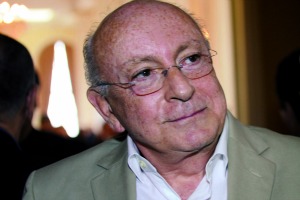 Armando Strozenberg assume presidência da Abap