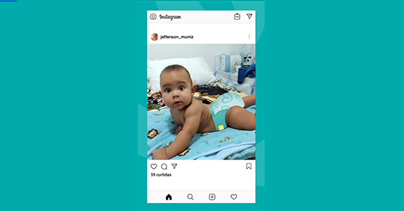 Pampers lança stickers de fraldas no Stories